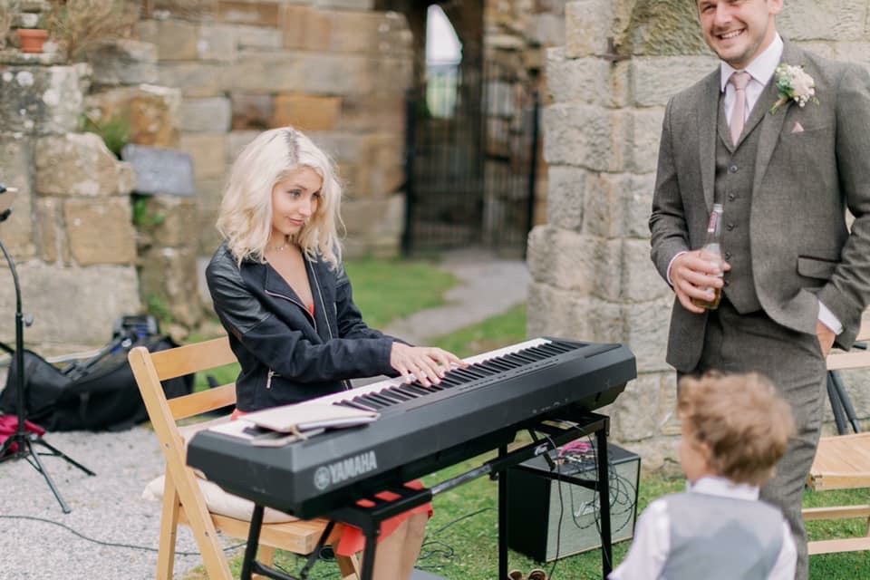 Michaela Allen - Leeds Conservatoire Alumni