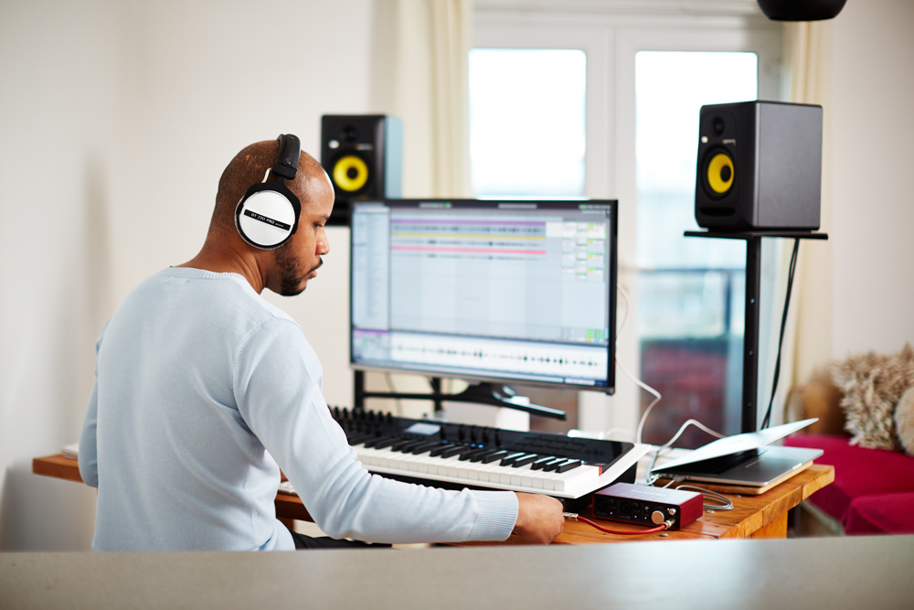 MA Music Production Online Postgraduate Course, Masters in Music ...